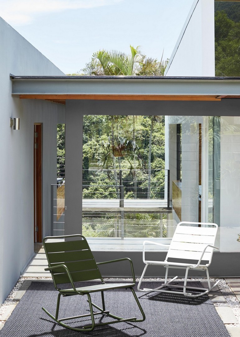 Poltrona LILIAN a dondolo bianca - Konte Design